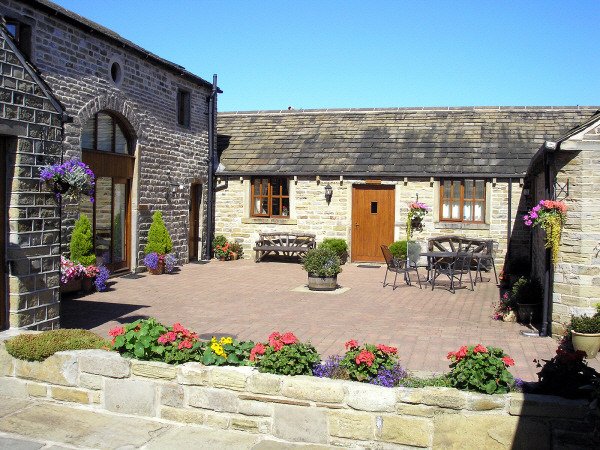 Castle House Farm Cottages, Huddersfield